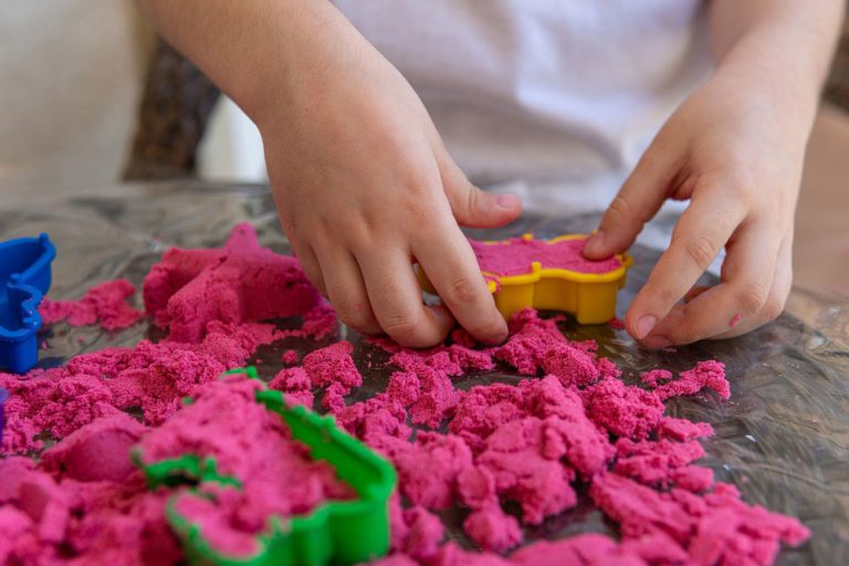 5 Fun Kinetic Sand Activities for Kids | IBIZA Sand
